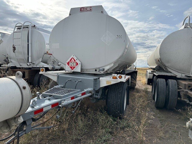 1997 HEIL 3500 GAL., 1-COMPT., 2-AXLE ALUMINUM PULL TANK TRAILER